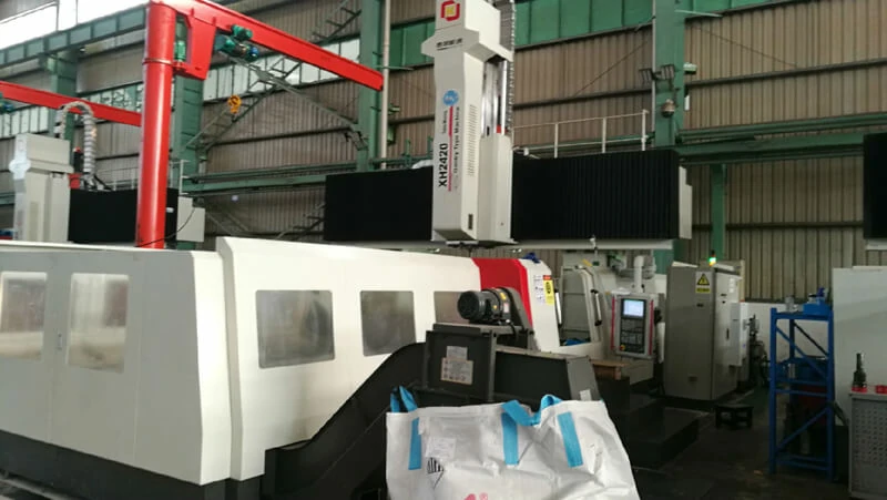 Kunming XH2420 CNC gantry type machine - Openex
